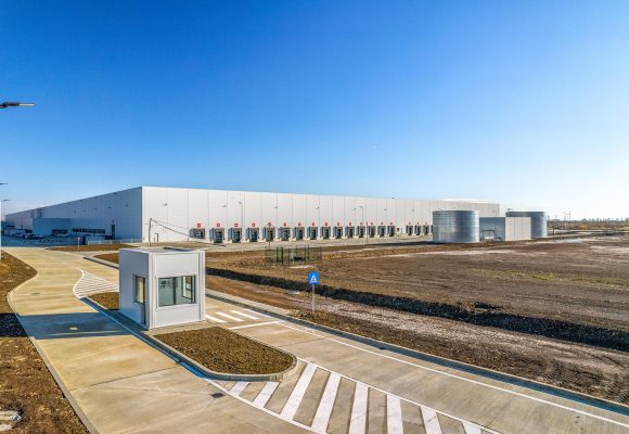 The first foreign Distribution Center of LPP Logistics has started its ...